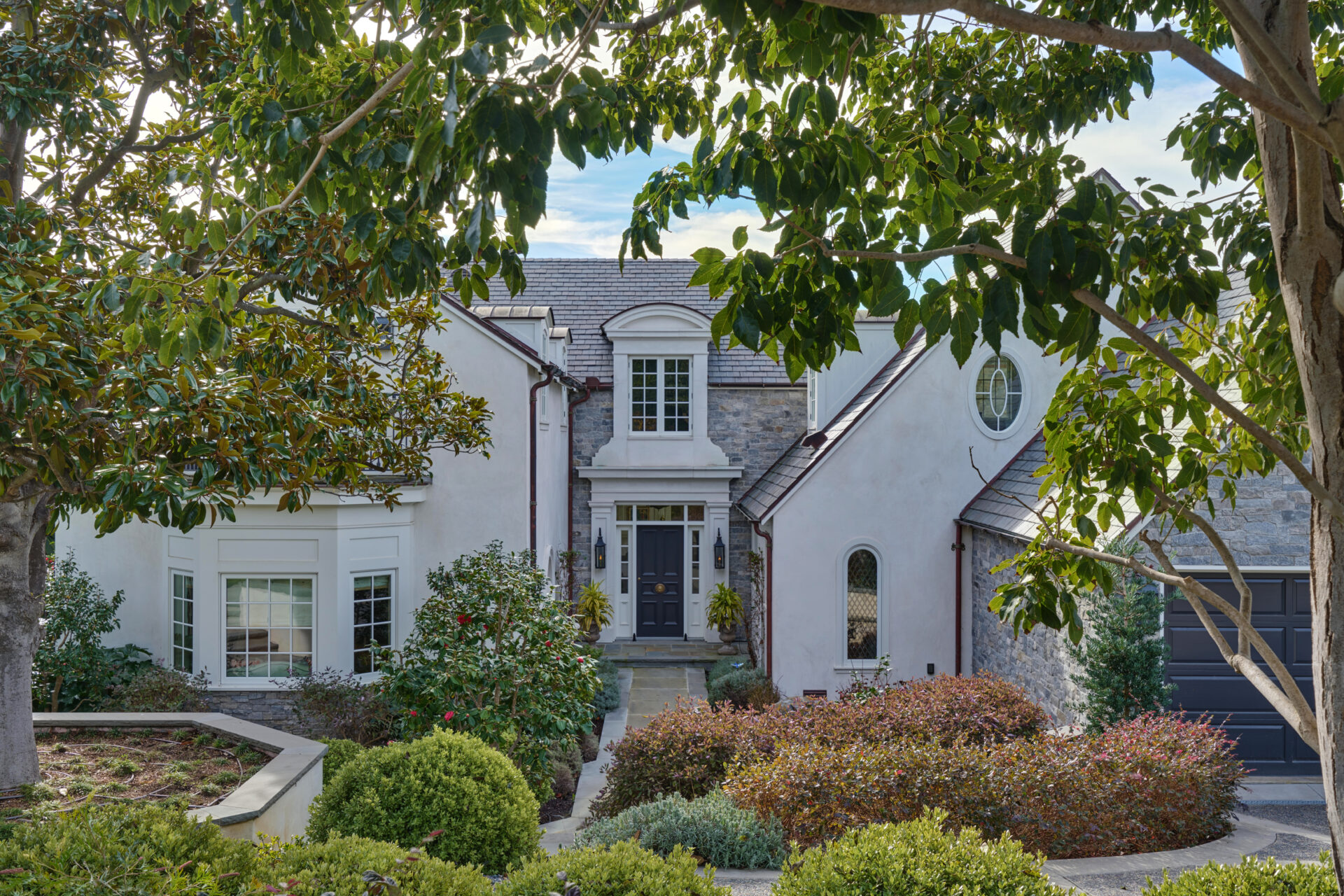 Inspiration Drive Traditional - Arista Architects